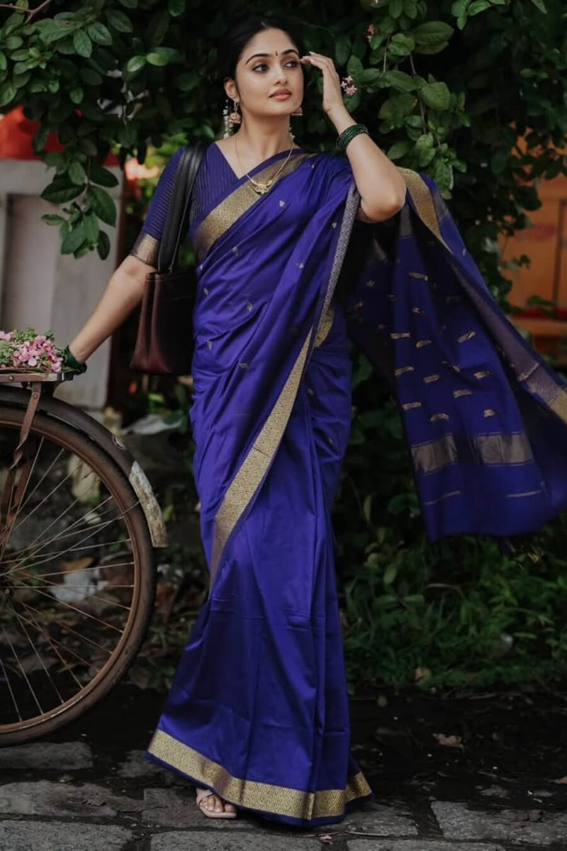 Classy Navy Blue Cotton Silk Saree With Posh Blouse Piece – SilkFolks