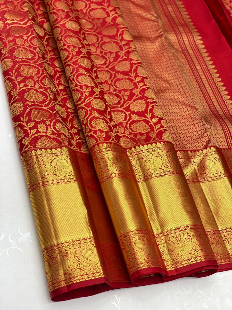 Classy Red Kanjivaram Silk Saree with Precious Blouse Piece – SilkFolks